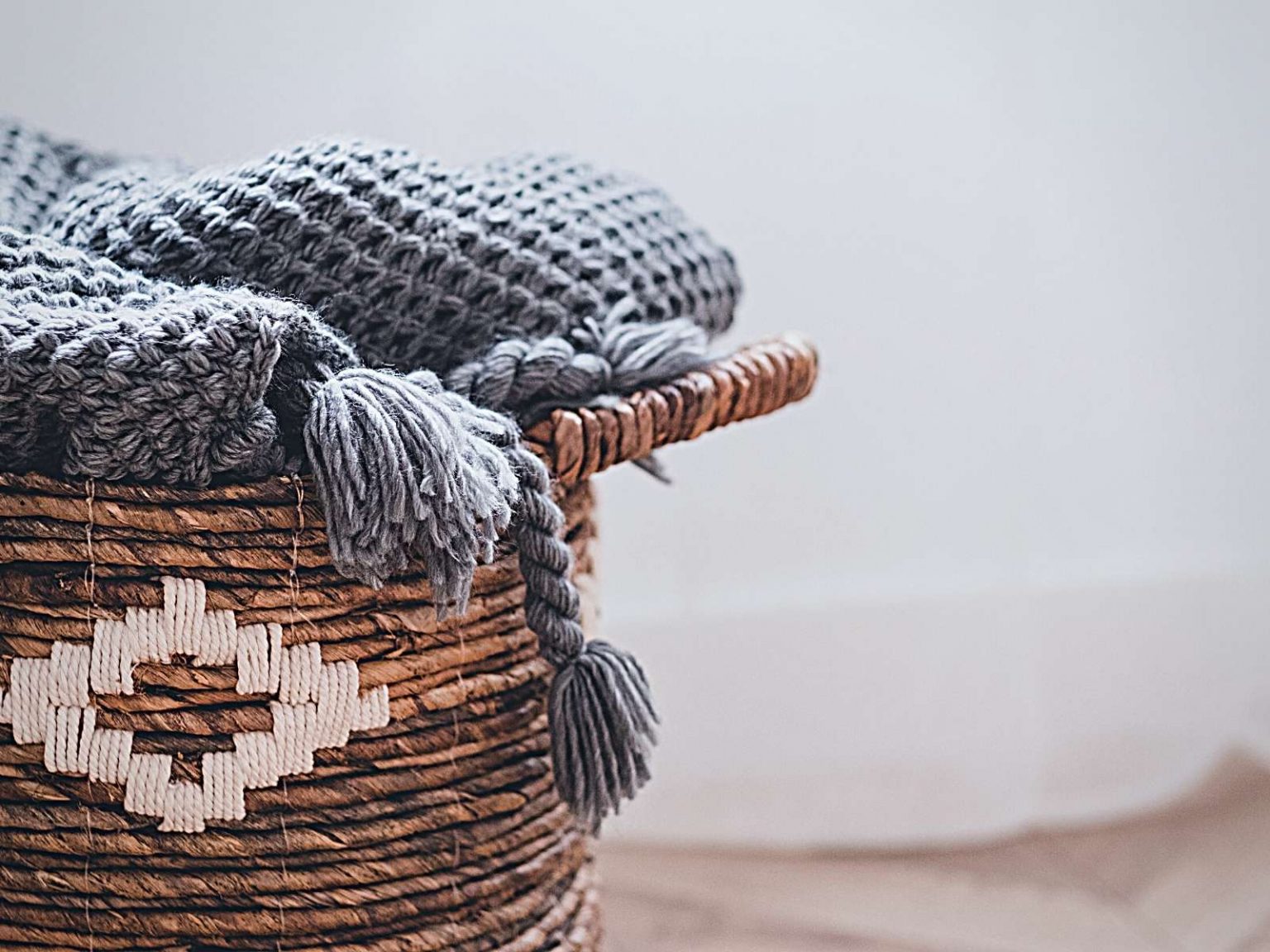 Simple Daily Homemaking Routine of a Modern Homemaker